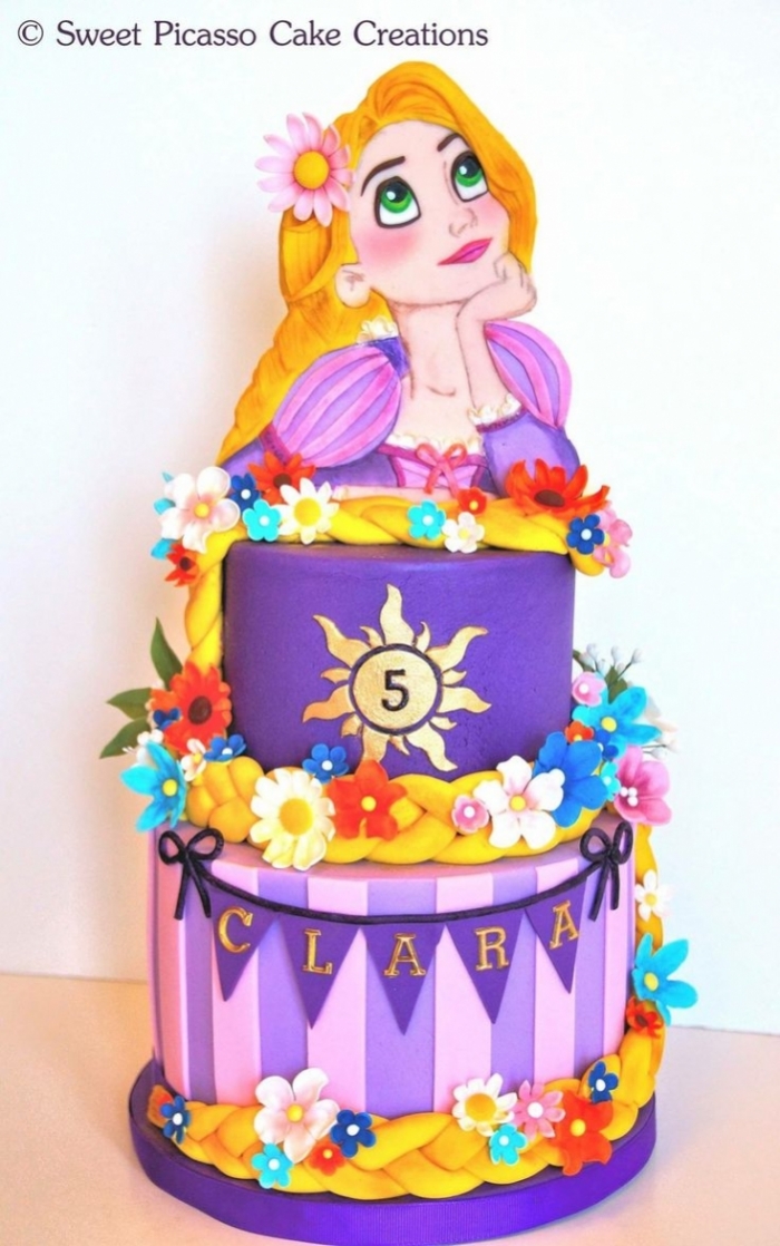 raiponce gâteau d'anniversaire très coloré et fleuri - 13/06/2020
