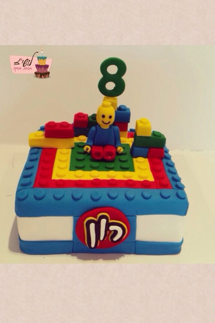 Gâteau carré avec des legos pour un anniversaire - 22/06/2020